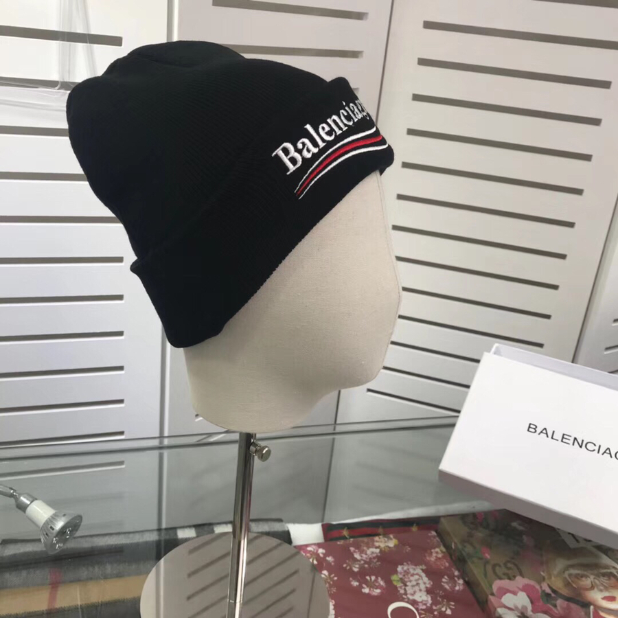 Balenciaga Hat Fake